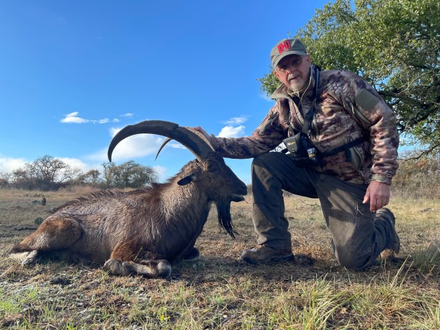Hunts Available – Welcome to The Priour Hunting Ranch